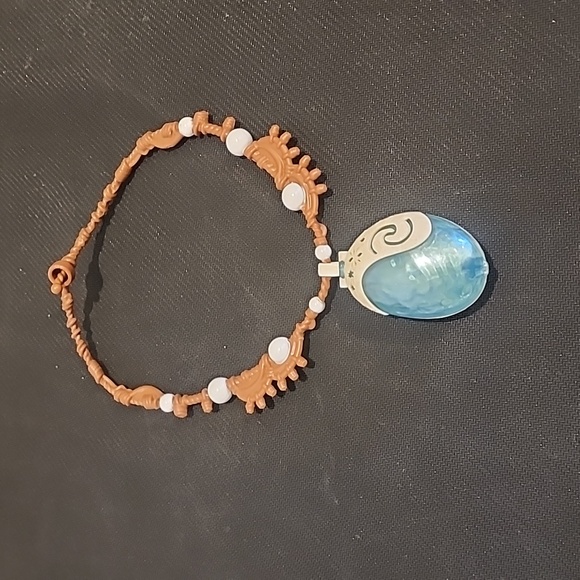 Disney | Accessories | Moana Heart Of Tafiti Necklace | Poshmark